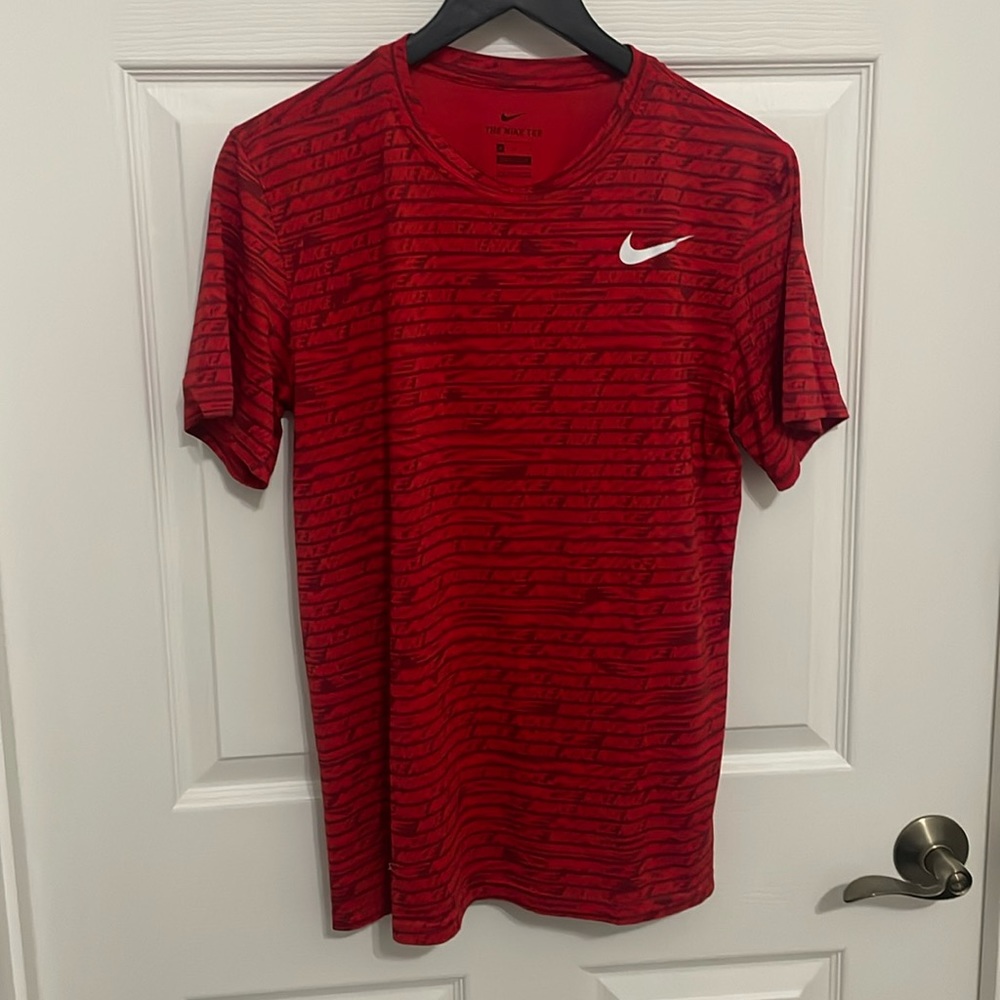 Nike Men’s Dri Fit Training Red Tshirt - Gem